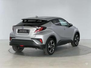 Серый Тойота C-HR 2023 в Вильнюс, объемом двигателя 1.80 л и пробегом 89 тыс. км за 23900 €, фото 21 на AUTOMOTO.COM.LV