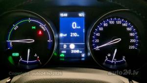 Grey Toyota C-HR 2023 in Tallinn, with an engine capacity of 1.80 L and mileage of 31 thousand km for 24990 €, photo 14 on AUTOMOTO.COM.LV