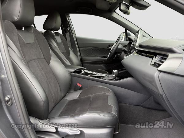 Toyota C-HR 2023 Pērnava vietnē Pelēks Toyota C-HR 2023 Pērnava, ar dzinēja tilpumu 1.80 L un nobraukumu 62 tūkst. km par 24900 €, foto 6 vietnē AUTOMOTO.COM.LV