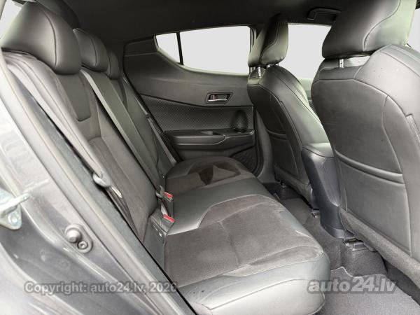 Toyota C-HR 2023 Pērnava vietnē Pelēks Toyota C-HR 2023 Pērnava, ar dzinēja tilpumu 1.80 L un nobraukumu 62 tūkst. km par 24900 €, foto 7 vietnē AUTOMOTO.COM.LV