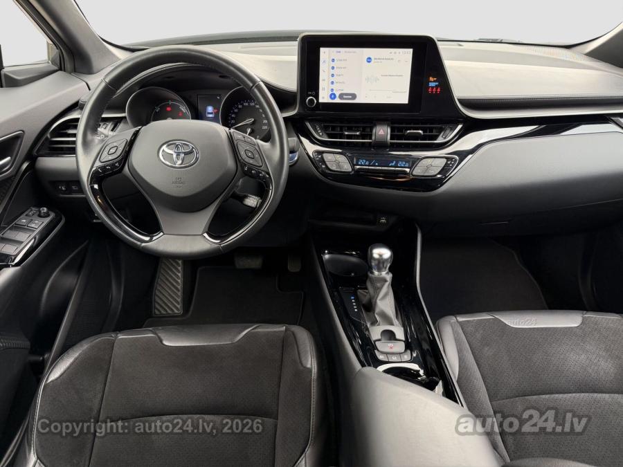 Серый Тойота C-HR 2023 в Пярну, объемом двигателя 1.80 л и пробегом 62 тыс. км за 24900 €, фото 8 на AUTOMOTO.COM.LV