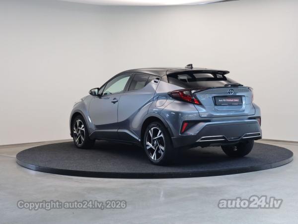 Pelēks Toyota C-HR 2023 Tallina, ar dzinēja tilpumu 1.99 L un nobraukumu 45 tūkst. km par 23900 €, foto 8 vietnē AUTOMOTO.COM.LV