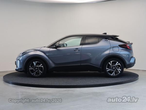 Серый Тойота C-HR 2023 в Таллин, объемом двигателя 1.99 л и пробегом 45 тыс. км за 23900 €, фото 9 на AUTOMOTO.COM.LV