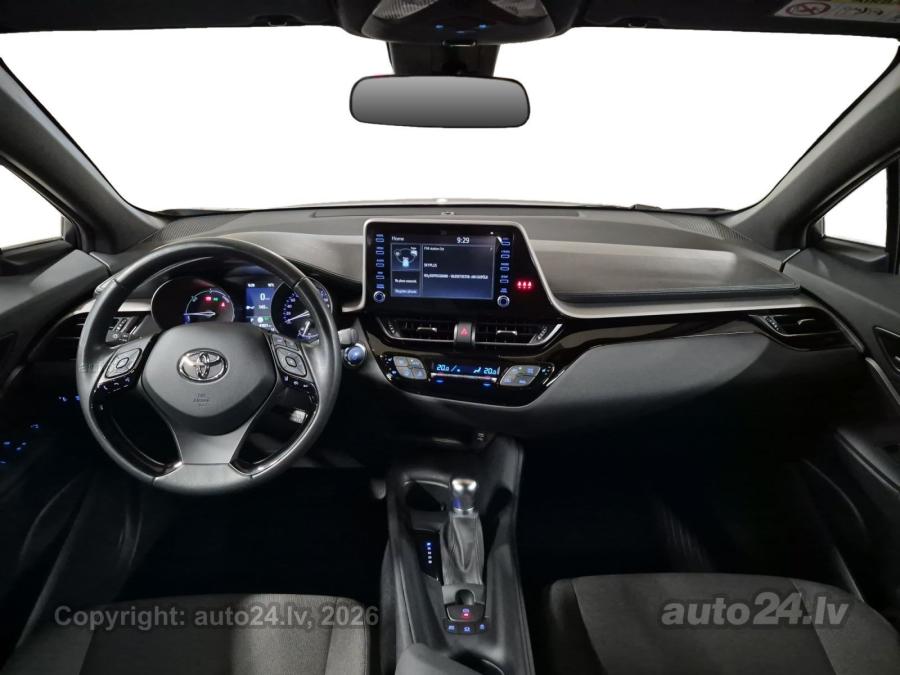 Серый Тойота C-HR 2023 в Таллин, объемом двигателя 1.80 л и пробегом 42 тыс. км за 22490 €, фото 9 на AUTOMOTO.COM.LV