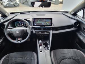 Pelēks Toyota C-HR 2024 Tallina, ar dzinēja tilpumu 1.99 L un nobraukumu 23 tūkst. km par 40995 €, foto 8 vietnē AUTOMOTO.COM.LV
