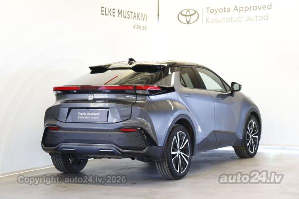 Pelēks Toyota C-HR 2024 Tallina, ar dzinēja tilpumu 1.80 L un nobraukumu 38 tūkst. km par 34500 €, foto 2 vietnē AUTOMOTO.COM.LV