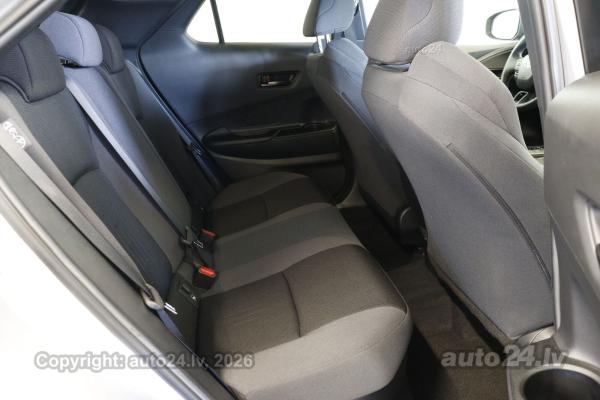Grey Toyota C-HR 2024 in Tallinn, with an engine capacity of 1.99 L and mileage of 22 thousand km for 34500 €, photo 7 on AUTOMOTO.COM.LV