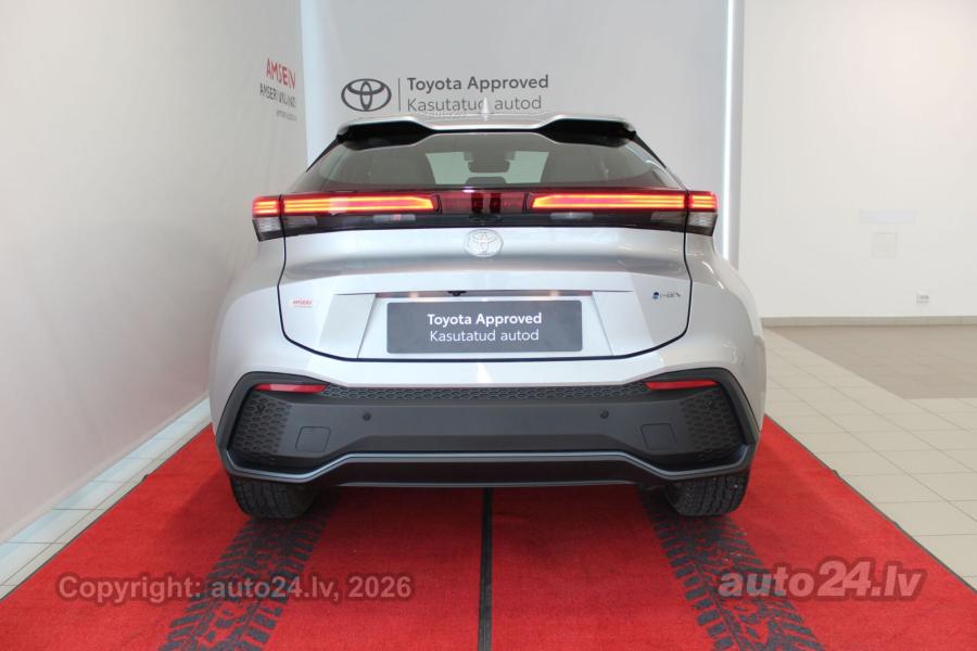 Серый Тойота C-HR 2024 в Вильянди, объемом двигателя 1.80 л и пробегом 27 тыс. км за 27990 €, фото 5 на AUTOMOTO.COM.LV