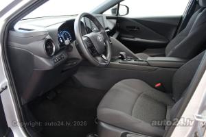 Серый Тойота C-HR 2024 в Вильянди, объемом двигателя 1.80 л и пробегом 27 тыс. км за 27990 €, фото 12 на AUTOMOTO.COM.LV