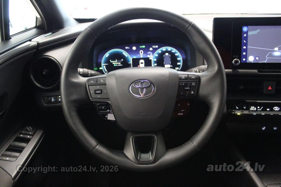 Серый Тойота C-HR 2024 в Вильянди, объемом двигателя 1.80 л и пробегом 27 тыс. км за 27990 €, фото 13 на AUTOMOTO.COM.LV