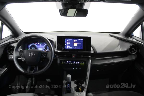 Grey Toyota C-HR 2024 in Tallinn, with an engine capacity of 1.80 L and mileage of 35 thousand km for 27990 €, photo 8 on AUTOMOTO.COM.LV