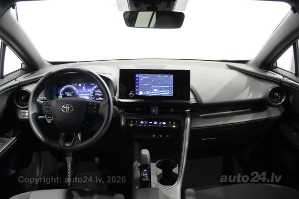 Grey Toyota C-HR 2024 in Tallinn, with an engine capacity of 1.80 L and mileage of 41 thousand km for 26990 €, photo 8 on AUTOMOTO.COM.LV