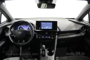 Серый Тойота C-HR 2024 в Таллин, объемом двигателя 1.80 л и пробегом 41 тыс. км за 26990 €, фото 9 на AUTOMOTO.COM.LV