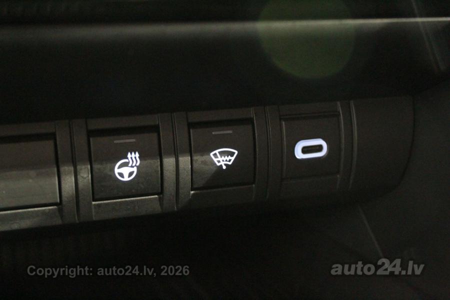 Серый Тойота C-HR 2024 в Таллин, объемом двигателя 1.80 л и пробегом 41 тыс. км за 26990 €, фото 21 на AUTOMOTO.COM.LV