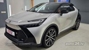 Pelēks Toyota C-HR 2024 Tallina, ar dzinēja tilpumu 2.00 L un nobraukumu 56 tūkst. km par 36995 €, foto 3 vietnē AUTOMOTO.COM.LV