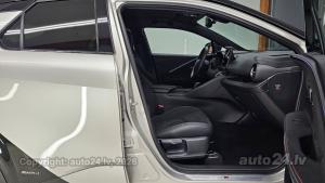 Pelēks Toyota C-HR 2024 Tallina, ar dzinēja tilpumu 2.00 L un nobraukumu 56 tūkst. km par 36995 €, foto 11 vietnē AUTOMOTO.COM.LV