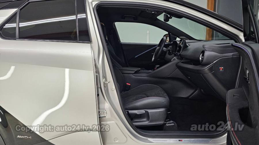 Pelēks Toyota C-HR 2024 Tallina, ar dzinēja tilpumu 2.00 L un nobraukumu 56 tūkst. km par 36995 €, foto 11 vietnē AUTOMOTO.COM.LV