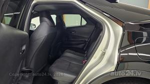 Pelēks Toyota C-HR 2024 Tallina, ar dzinēja tilpumu 2.00 L un nobraukumu 56 tūkst. km par 36995 €, foto 13 vietnē AUTOMOTO.COM.LV