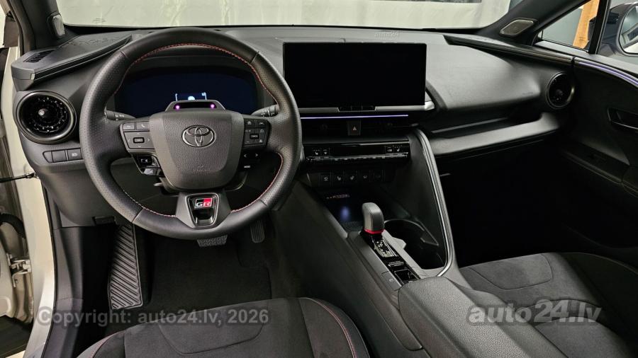 Pelēks Toyota C-HR 2024 Tallina, ar dzinēja tilpumu 2.00 L un nobraukumu 56 tūkst. km par 36995 €, foto 16 vietnē AUTOMOTO.COM.LV