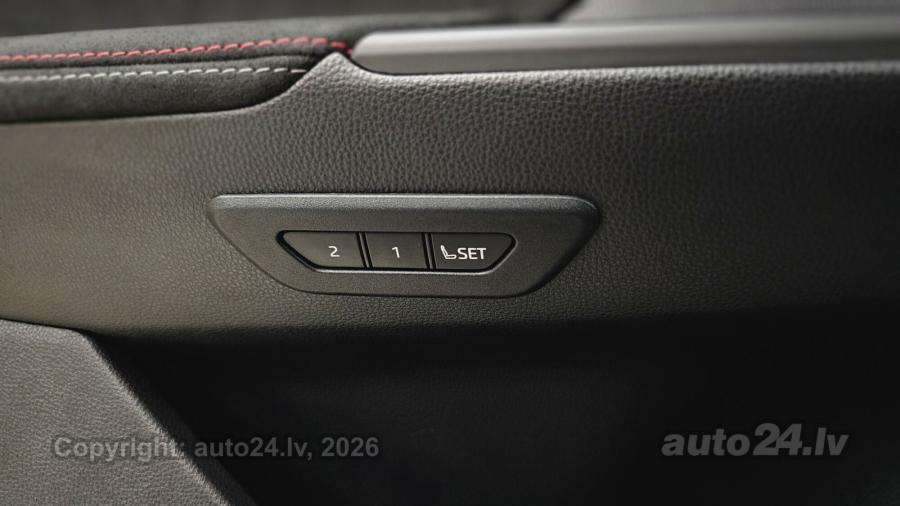 Pelēks Toyota C-HR 2024 Tallina, ar dzinēja tilpumu 2.00 L un nobraukumu 56 tūkst. km par 36995 €, foto 19 vietnē AUTOMOTO.COM.LV