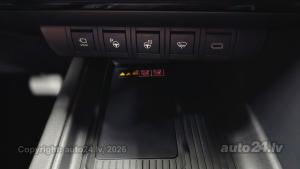 Pelēks Toyota C-HR 2024 Tallina, ar dzinēja tilpumu 2.00 L un nobraukumu 56 tūkst. km par 36995 €, foto 23 vietnē AUTOMOTO.COM.LV