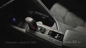 Pelēks Toyota C-HR 2024 Tallina, ar dzinēja tilpumu 2.00 L un nobraukumu 56 tūkst. km par 36995 €, foto 24 vietnē AUTOMOTO.COM.LV