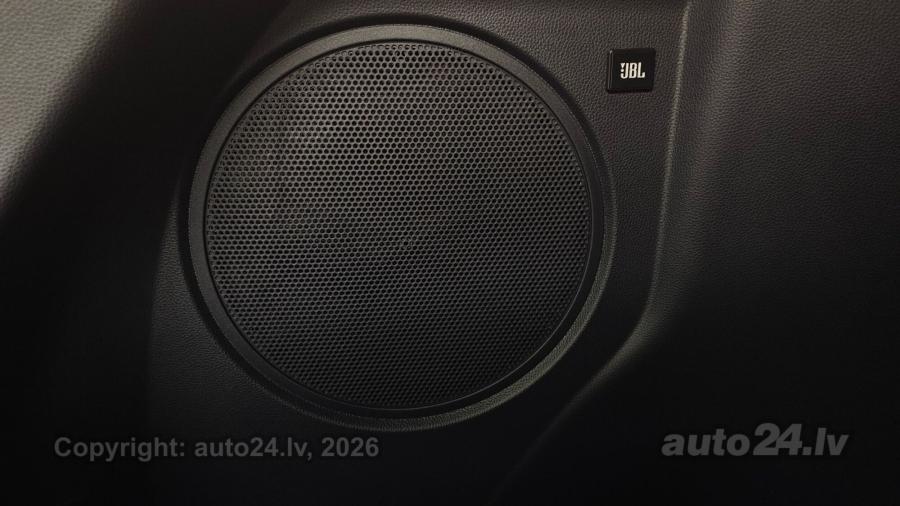 Pelēks Toyota C-HR 2024 Tallina, ar dzinēja tilpumu 2.00 L un nobraukumu 56 tūkst. km par 36995 €, foto 30 vietnē AUTOMOTO.COM.LV