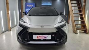 Серый Тойота C-HR 2024 в Таллин, объемом двигателя 1.99 л и пробегом 56 тыс. км за 36995 €, фото  на AUTOMOTO.COM.LV