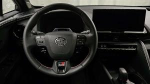 Серый Тойота C-HR 2024 в Таллин, объемом двигателя 1.99 л и пробегом 56 тыс. км за 36995 €, фото 17 на AUTOMOTO.COM.LV