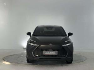 Pelēks Toyota C-HR 2024 Viļņa, ar dzinēja tilpumu 1.80 L un nobraukumu 59 tūkst. km par 27900 €, foto 4 vietnē AUTOMOTO.COM.LV