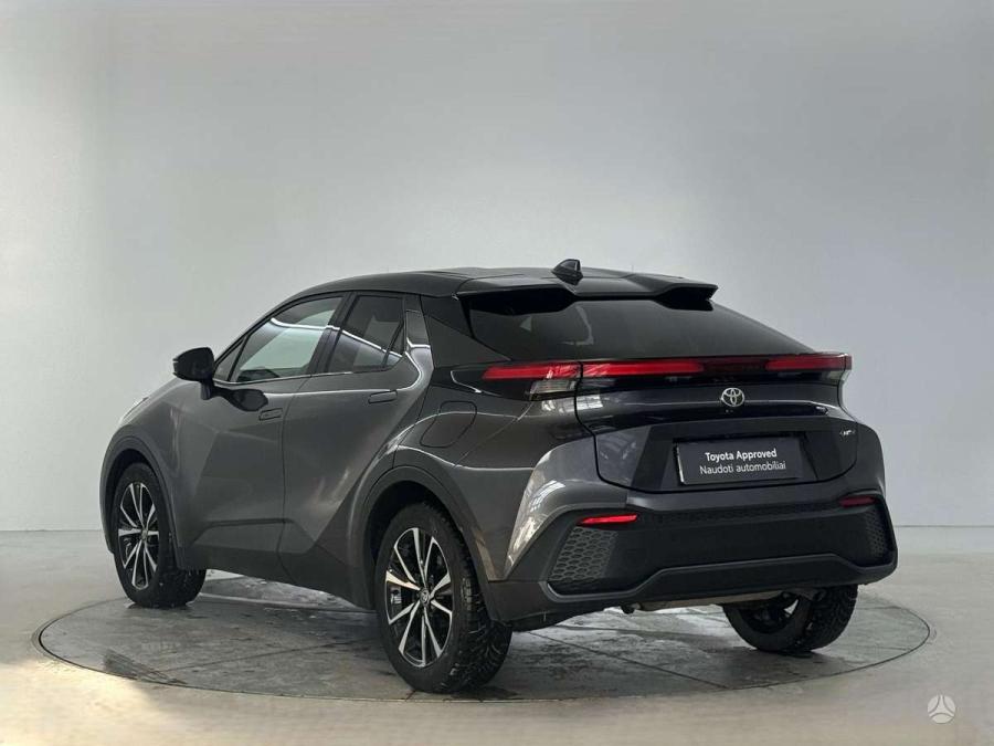 Pelēks Toyota C-HR 2024 Viļņa, ar dzinēja tilpumu 1.80 L un nobraukumu 59 tūkst. km par 27900 €, foto 14 vietnē AUTOMOTO.COM.LV