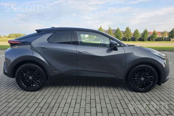 Серый Тойота C-HR 2024 в Елгава, объемом двигателя 2.00 л и пробегом 9 тыс. км за 31900 €, фото 6 на AUTOMOTO.COM.LV