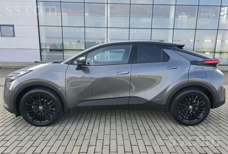 Серый Тойота C-HR 2024 в Елгава, объемом двигателя 2.00 л и пробегом 9 тыс. км за 31900 €, фото 7 на AUTOMOTO.COM.LV