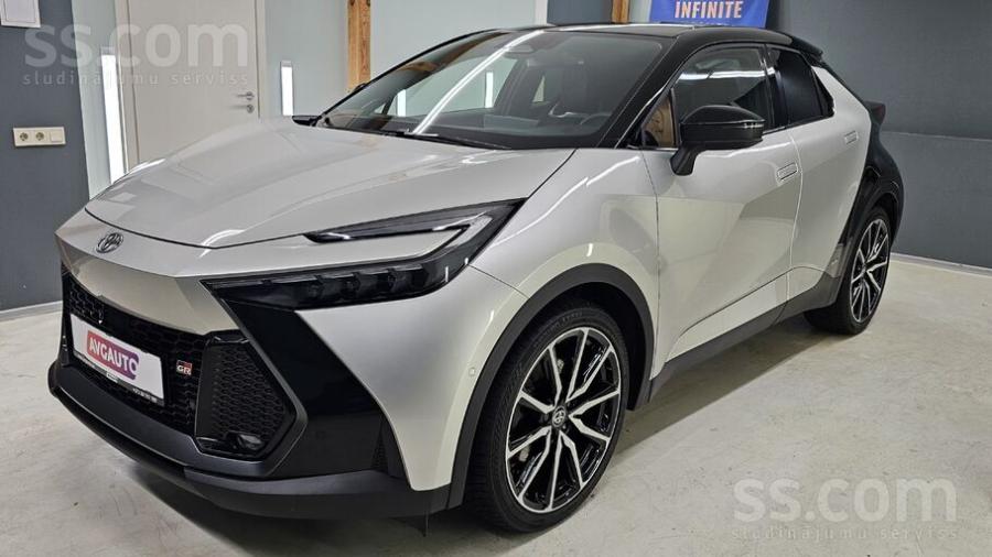 Grey Toyota C-HR 2024 in Tallinn, with an engine capacity of 2.00 L and mileage of 56 thousand km for 34995 €, photo 3 on AUTOMOTO.COM.LV