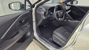 Grey Toyota C-HR 2024 in Tallinn, with an engine capacity of 2.00 L and mileage of 56 thousand km for 34995 €, photo 7 on AUTOMOTO.COM.LV