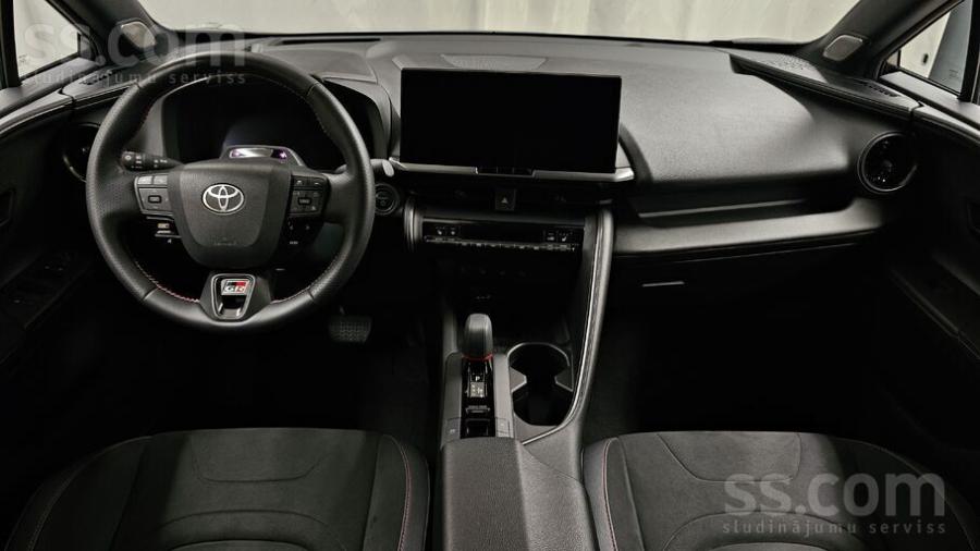 Grey Toyota C-HR 2024 in Tallinn, with an engine capacity of 2.00 L and mileage of 56 thousand km for 34995 €, photo 15 on AUTOMOTO.COM.LV