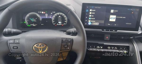 Grey Toyota C-HR 2025 in Narva, with an engine capacity of 1.80 L and mileage of 3 thousand km for 28999 €, photo 11 on AUTOMOTO.COM.LV
