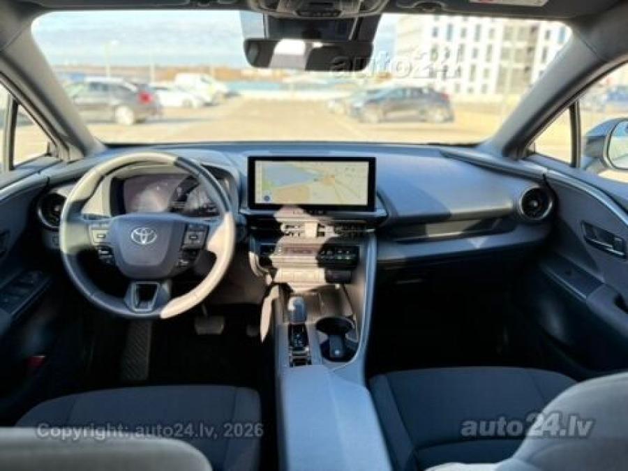 Pelēks Toyota C-HR 2025 Tallina, ar dzinēja tilpumu 1.80 L un nobraukumu 16 tūkst. km par 30500 €, foto 8 vietnē AUTOMOTO.COM.LV
