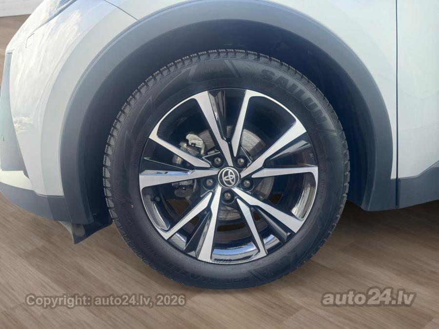 Серый Тойота C-HR 2025 в Пайде, объемом двигателя 1.80 л и пробегом 25 тыс. км за 28990 €, фото 16 на AUTOMOTO.COM.LV