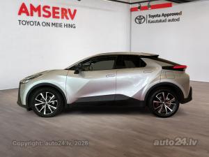 Серый Тойота C-HR 2025 в Пярну, объемом двигателя 1.80 л и пробегом 26 тыс. км за 28990 €, фото 4 на AUTOMOTO.COM.LV