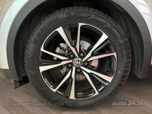 Серый Тойота C-HR 2025 в Пярну, объемом двигателя 1.80 л и пробегом 26 тыс. км за 28990 €, фото 16 на AUTOMOTO.COM.LV