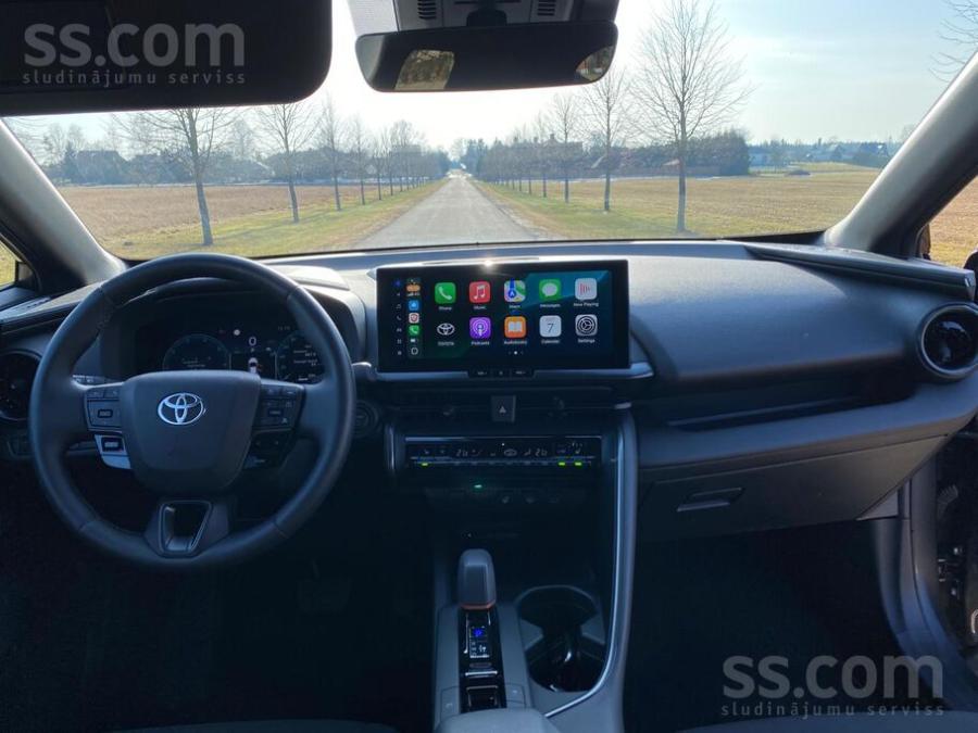 Pelēks Toyota C-HR 2025 Rīga, ar dzinēja tilpumu 1.80 L un nobraukumu 19 tūkst. km par 28400 €, foto 13 vietnē AUTOMOTO.COM.LV