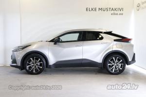 Grey Toyota C-HR 2025 in Tallinn, with an engine capacity of 1.80 L and mileage of 28 thousand km for 28700 €, photo 4 on AUTOMOTO.COM.LV