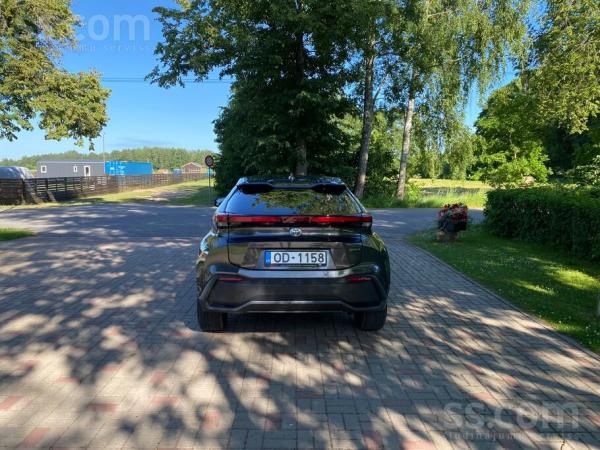 Pelēks Toyota C-HR 2025 Rīga, ar dzinēja tilpumu 1.80 L un nobraukumu 20 tūkst. km par 28400 €, foto 8 vietnē AUTOMOTO.COM.LV