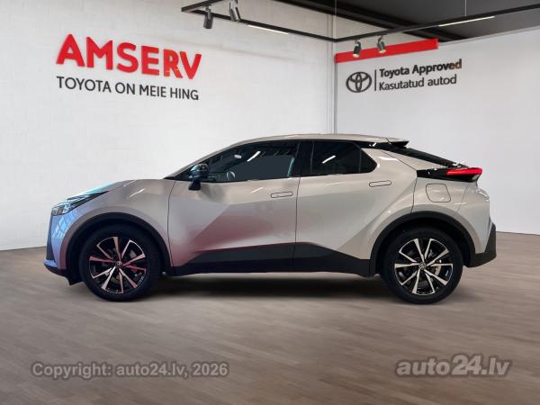 Серый Тойота C-HR 2025 в Пярну, объемом двигателя 1.80 л и пробегом 26 тыс. км за 28990 €, фото 3 на AUTOMOTO.COM.LV