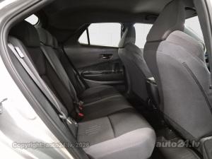 Pelēks Toyota C-HR 2025 Tallina, ar dzinēja tilpumu 1.80 L un nobraukumu 23 tūkst. km par 28990 €, foto 8 vietnē AUTOMOTO.COM.LV