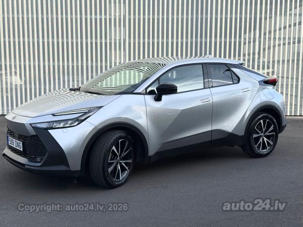 Grey Toyota C-HR 2025 in Tallinn, with an engine capacity of 1.80 L and mileage of 17 thousand km for 28900 €, photo 1 on AUTOMOTO.COM.LV