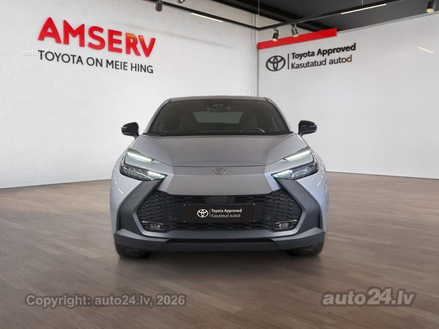 Серый Тойота C-HR 2025 в Таллин, объемом двигателя 1.80 л и пробегом 24 тыс. км за 28990 €, фото 5 на AUTOMOTO.COM.LV