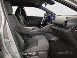 Серый Тойота C-HR 2025 в Таллин, объемом двигателя 1.80 л и пробегом 24 тыс. км за 28990 €, фото 6 на AUTOMOTO.COM.LV