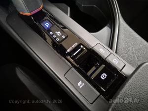 Серый Тойота C-HR 2025 в Таллин, объемом двигателя 1.80 л и пробегом 24 тыс. км за 28990 €, фото 17 на AUTOMOTO.COM.LV